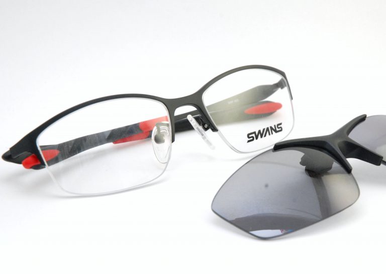 跳ね上げサングラス付き SWANS SWF-900