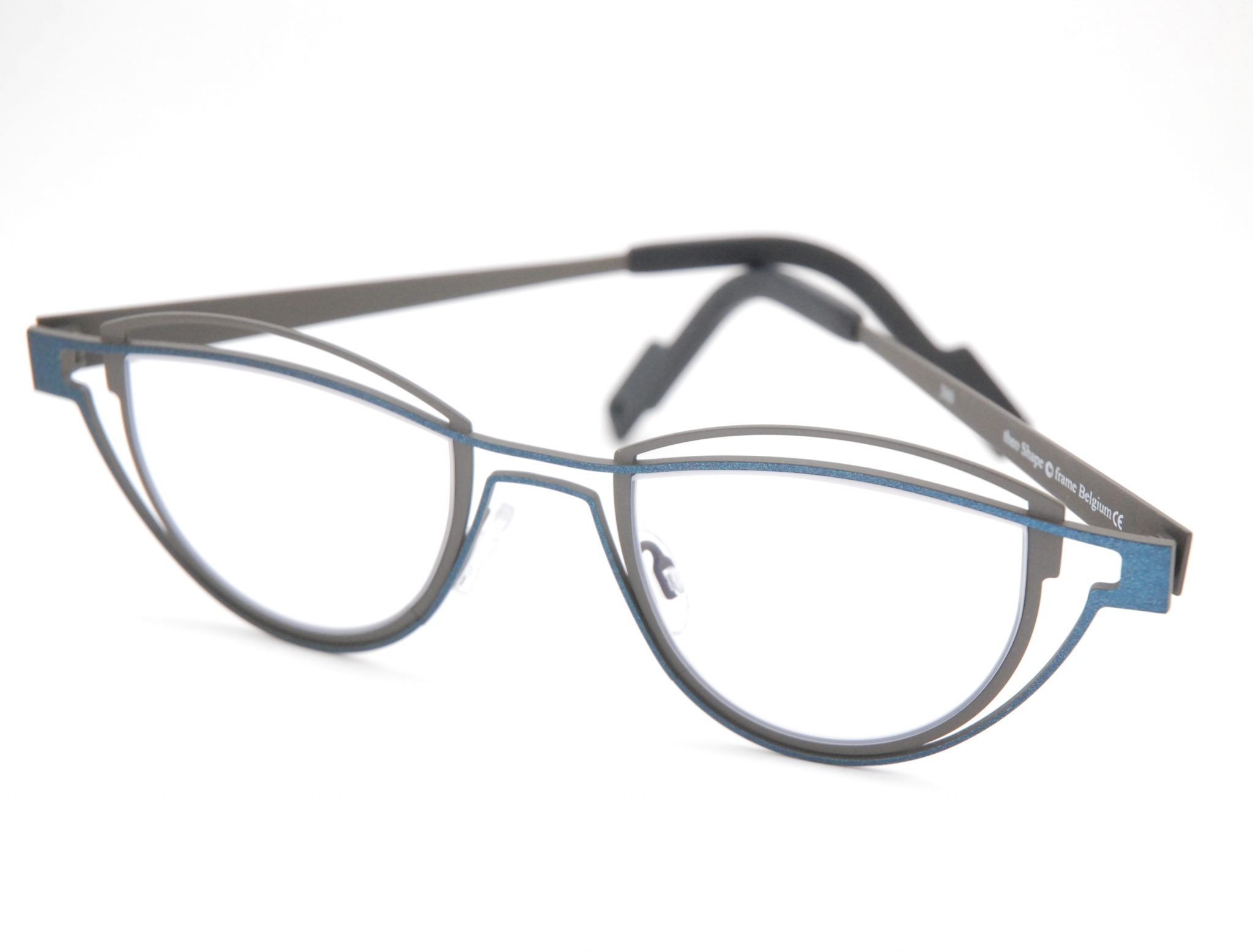 交錯するライン Theo Shape