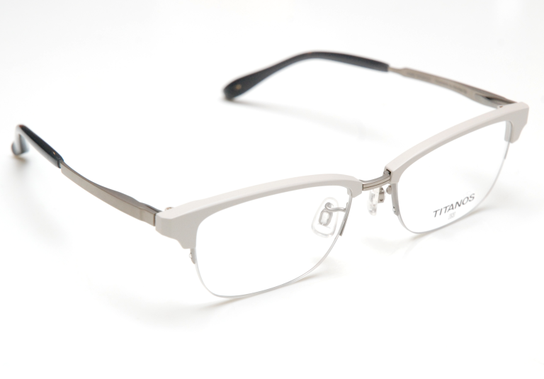 白いブロー Titanos T-1425