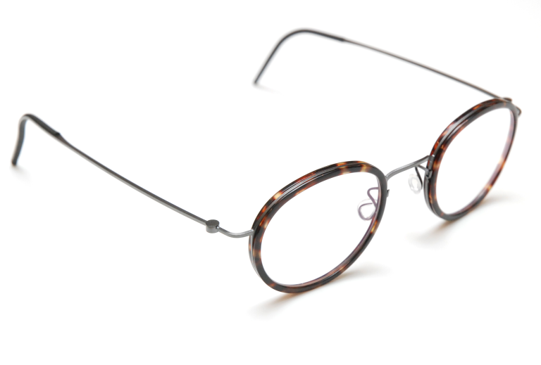 コンビボストン Lindberg Thintanium mod.5805