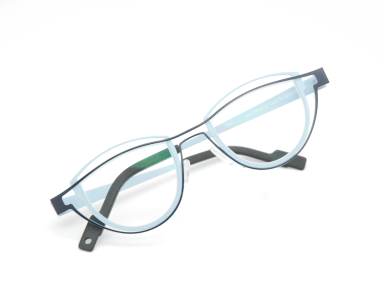 澄んだブルー Theo mod.Shape